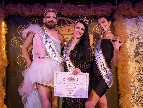 Natalie is burlesque world champion | rossgazette.com