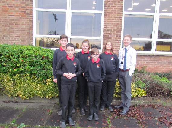 JKHS students launch new magazine | rossgazette.com