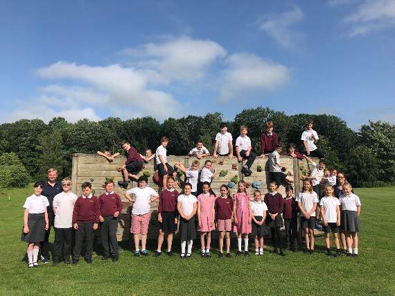 Waving goodbye to Gorsley pupils | rossgazette.com