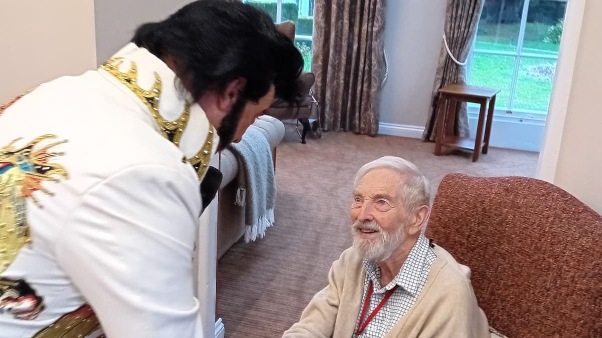 Ross care home get on their blue suede shoes | rossgazette.com