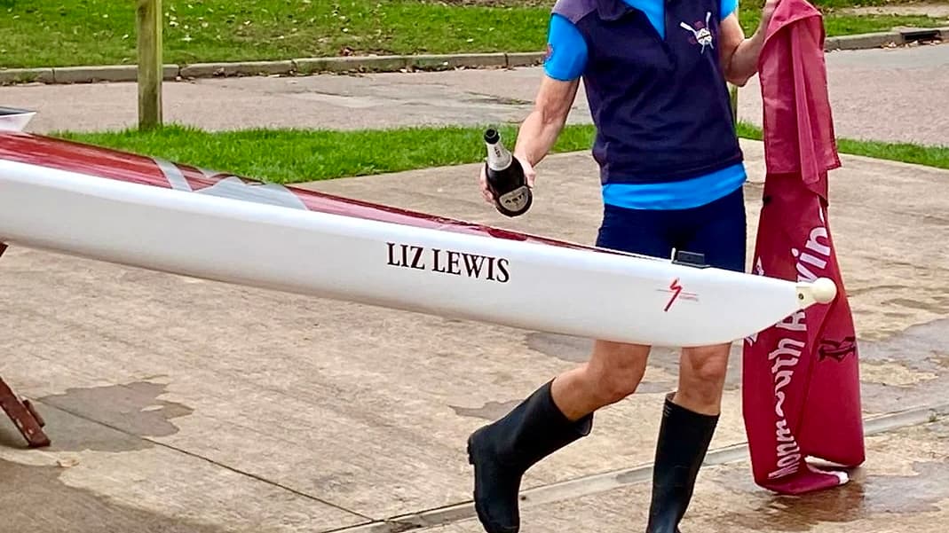 Rowers christen new boats and take head wins | rossgazette.com