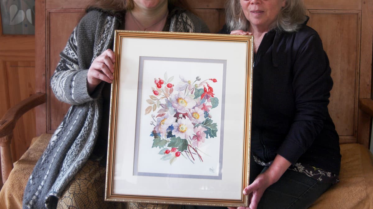 Charity shop painting brings tears to artist’s family | rossgazette.com