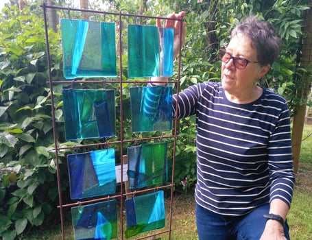 Ross Open Gardens showcased local artists | rossgazette.com