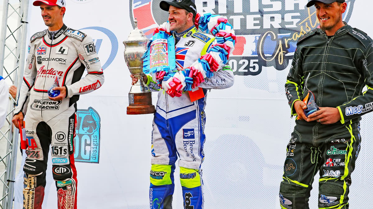 Grasstrack racers show their class at packed Masters event ...